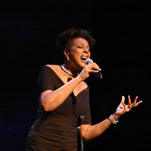 Press Kit - Dee Daniels